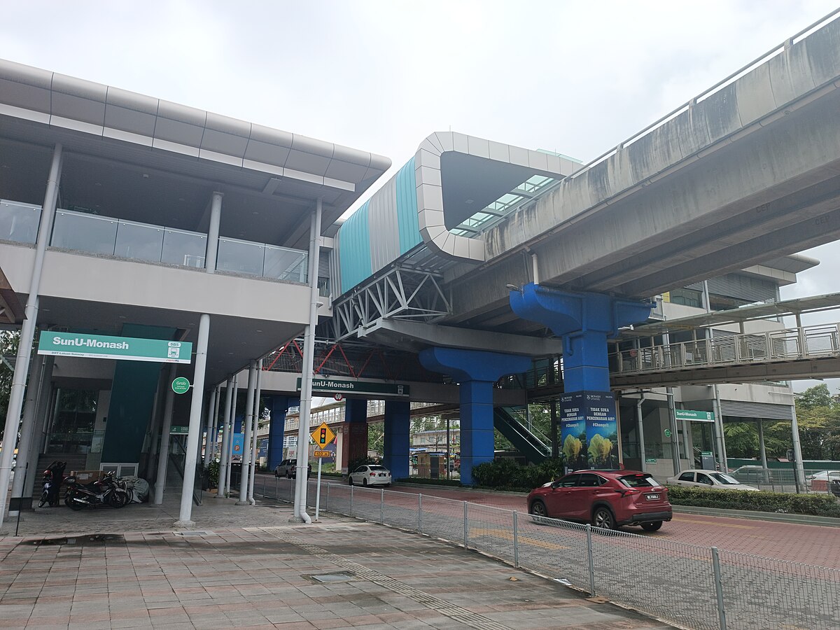 Sun-U Monash BRT Station