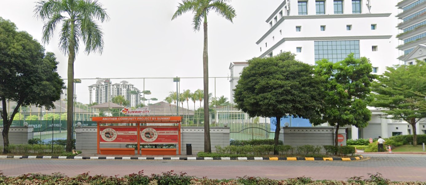 Sunway Lagoon Club (Bus Stop)